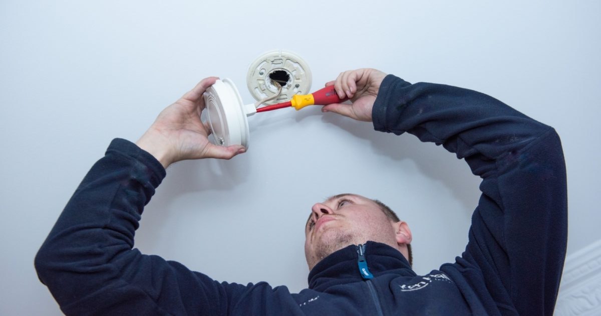 Why every household needs a working smoke alarm | Ken Hall Plumbers